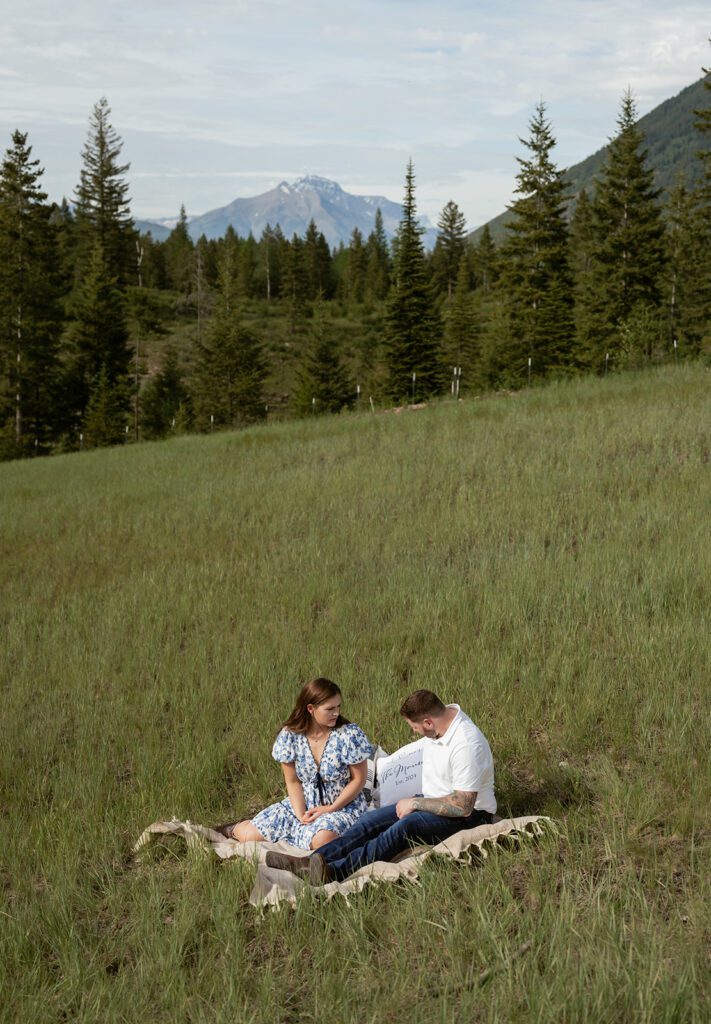 Relaxed 2-Day Elopement at Lake Josephine - sydneybreann.com